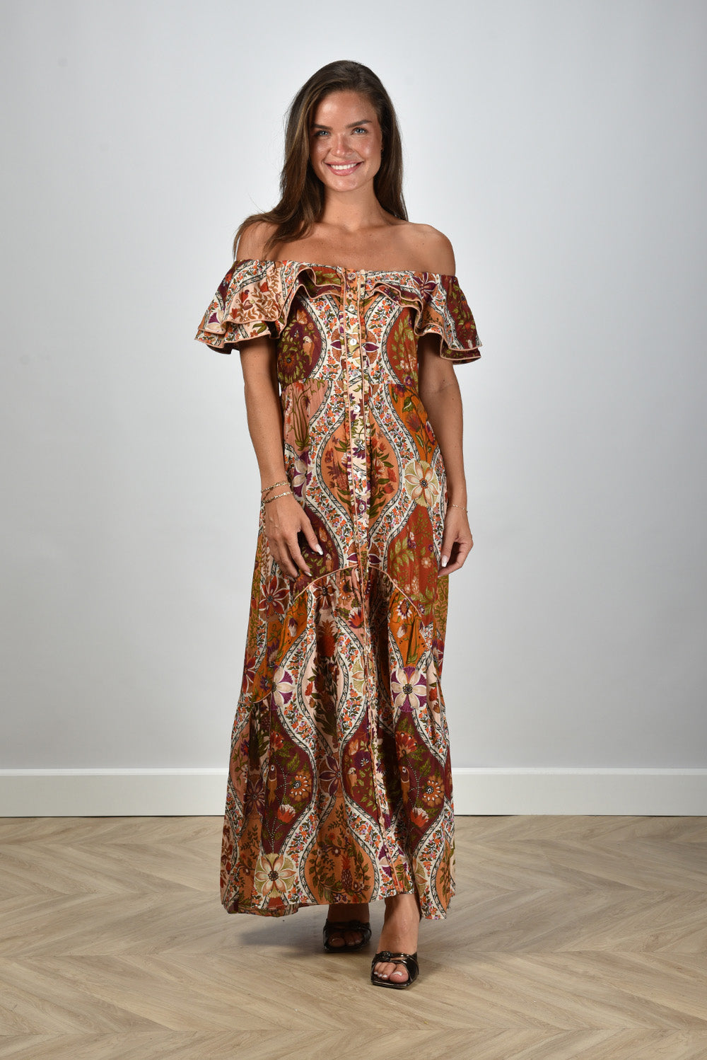 Farm Rio jurk lang off shoulder met ruffels multicolor – Marjon Snieders